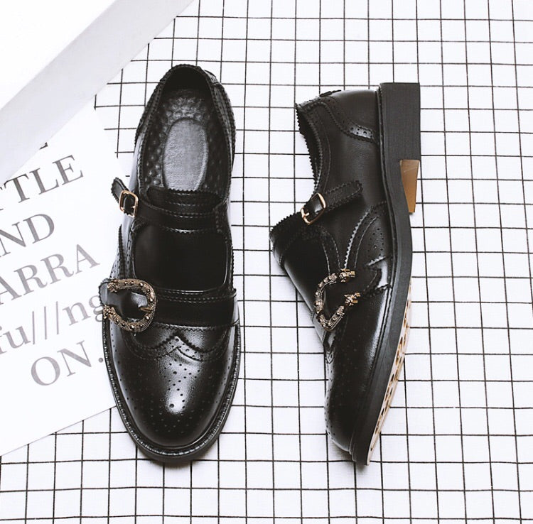 Cesar Leather Shoes in Black Color | BOJONI